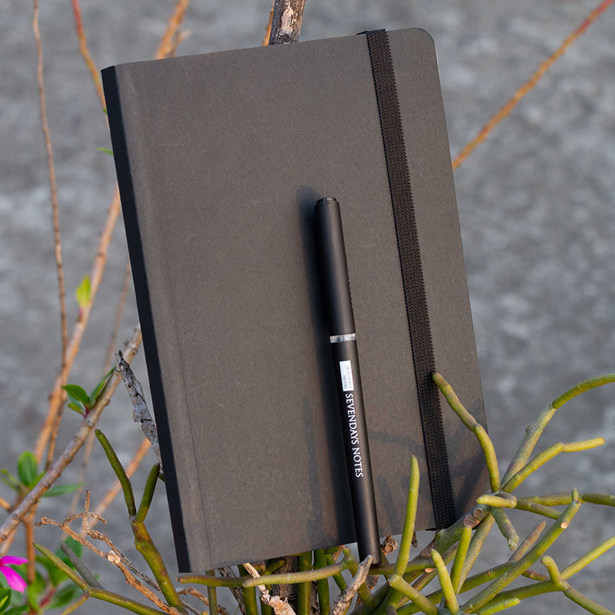 Daily Journal Dotted Black Notebook with Elastic Band with Pen | Wafilife