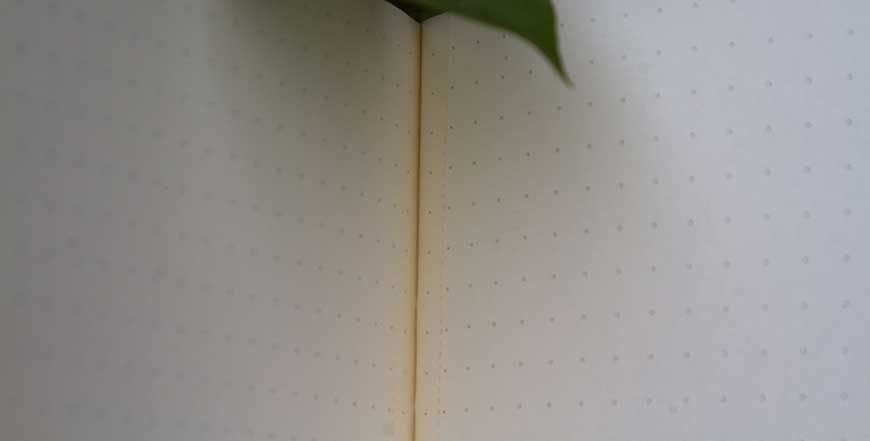 Everyday Graphic Dot-Grid Texture Ash Notebook | Wafilife